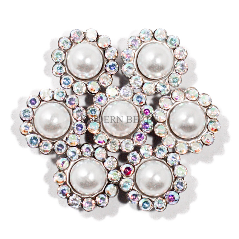 [25 pcs] Diamond Cangkang Mutiara Putih Crystal dan AB / Pelangi ukuran ...