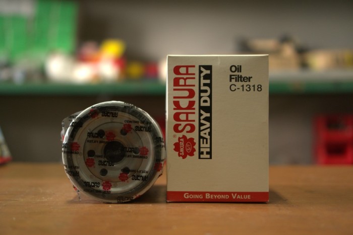 Filter Oli Hino Dutro 110ST 125LT 130HT 140HT SAKURA C-1318 | Lazada Indonesia