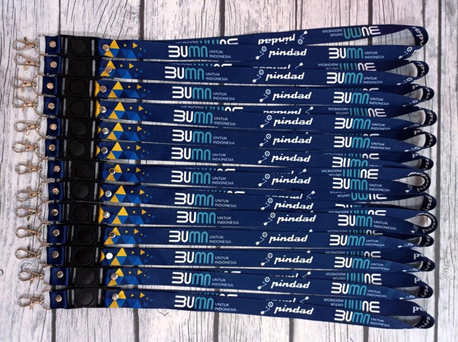 Lanyard BUMN Pindad / Lanyard Pindad Bumn / Lanyard Custom Bumn ...