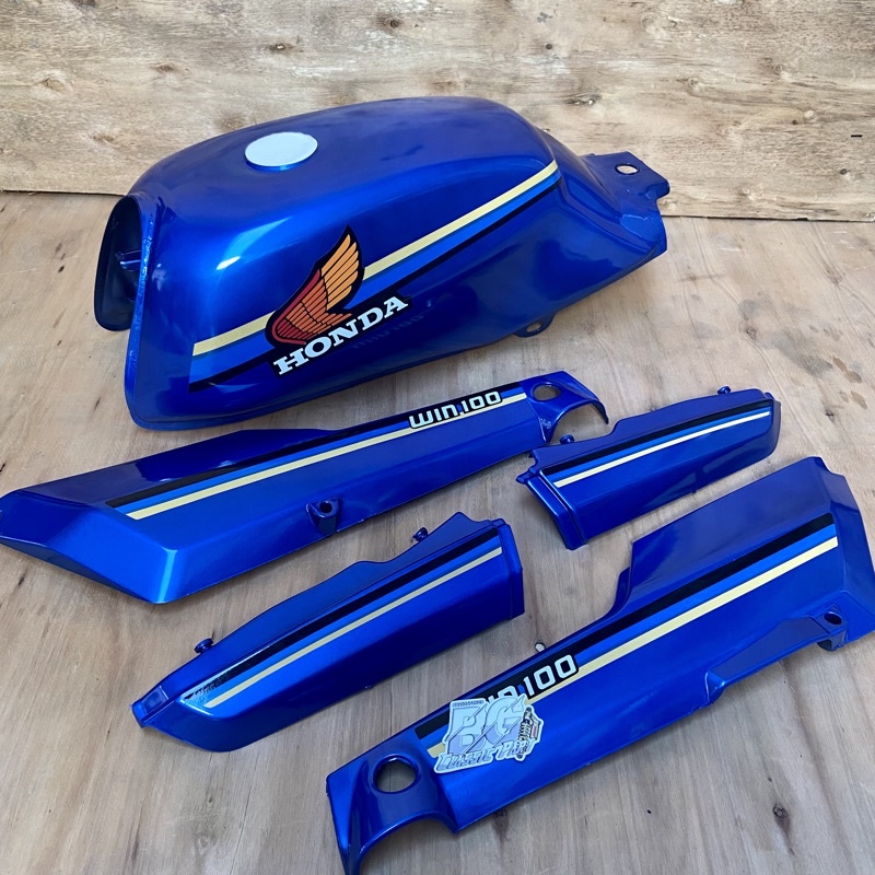 Tangki honda win 100 warna biru sepaket body win set bok aki win cover ...