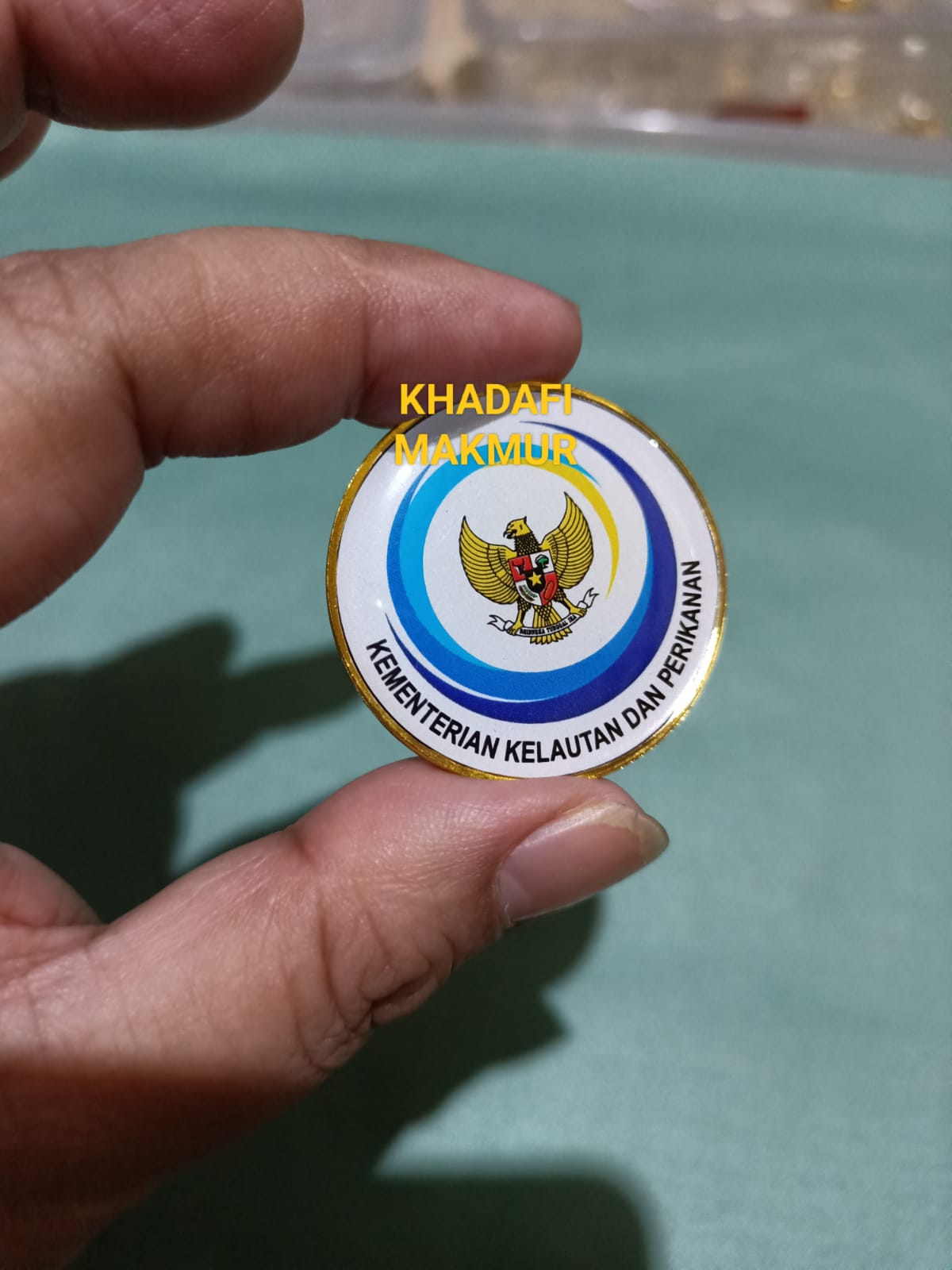 Bros pin kementrian kelautan dan perikanan belakang magnet | Lazada ...