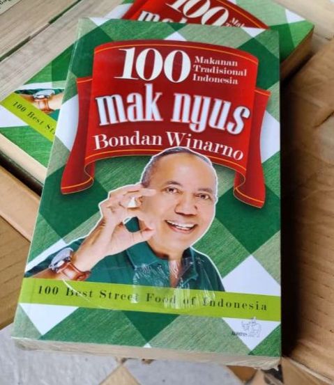 Buku 100 Maknyus Makanan Tradisional Indonesia - Bondan Winarno ...