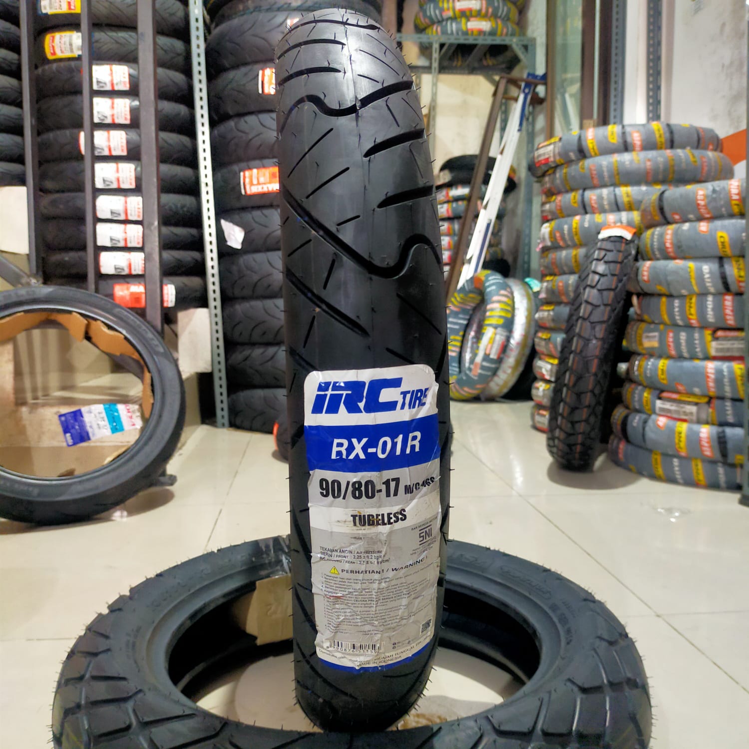 Ban Motor IRC RX 01 R ( RX01R ) 90/80-17 Tubeless Ban motor ring 17 | Lazada Indonesia