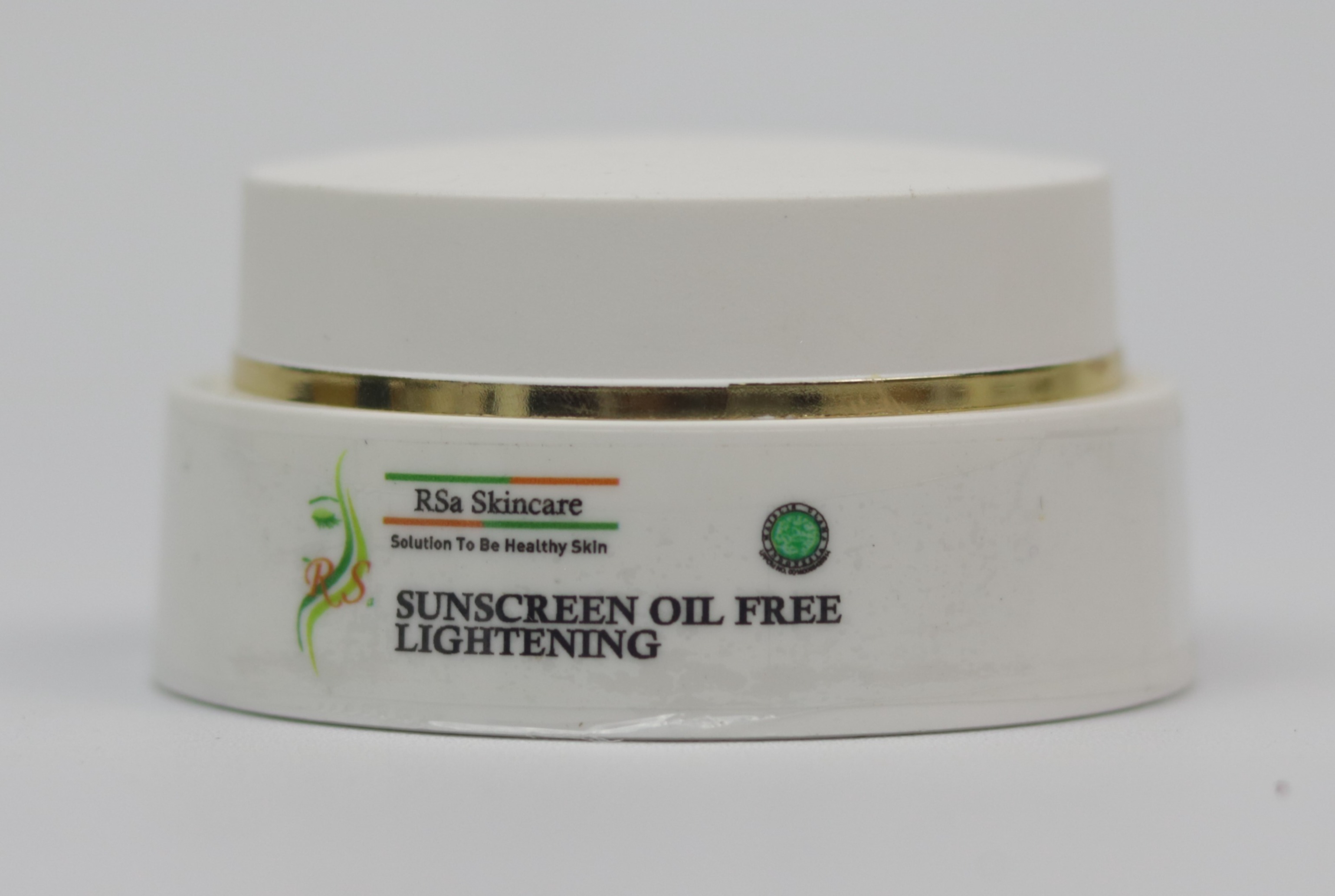 Rsa sunscreen oil free lightening / Sunscreen untuk melindugi kulit ...