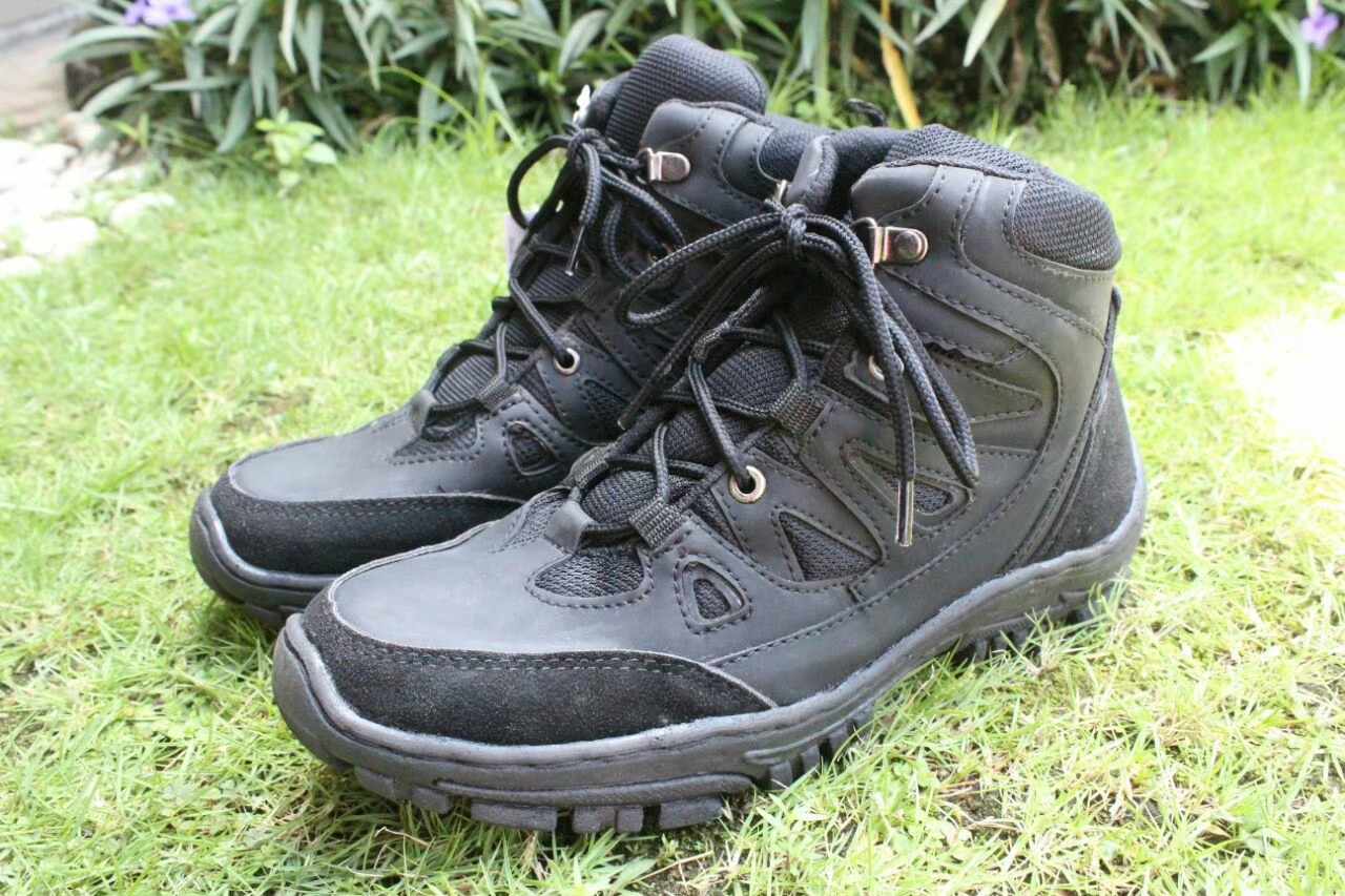 Sepatu Boots Tracking Gunung Pria ORIGNAL BLACK MASTER SANCA TERBARU ...