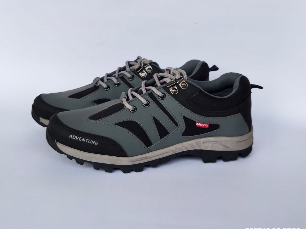 Sepatu Gunung Pria Hiking / Sepatu Gunung Paramount / Sepatu Gunung ...