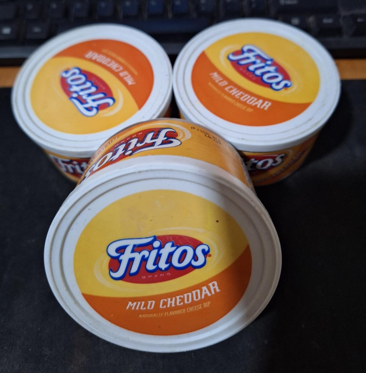 FRITOS MILD CHEDDAR FLAVORED CHEESE DIP 255GR (rijek kemasan) | Lazada ...