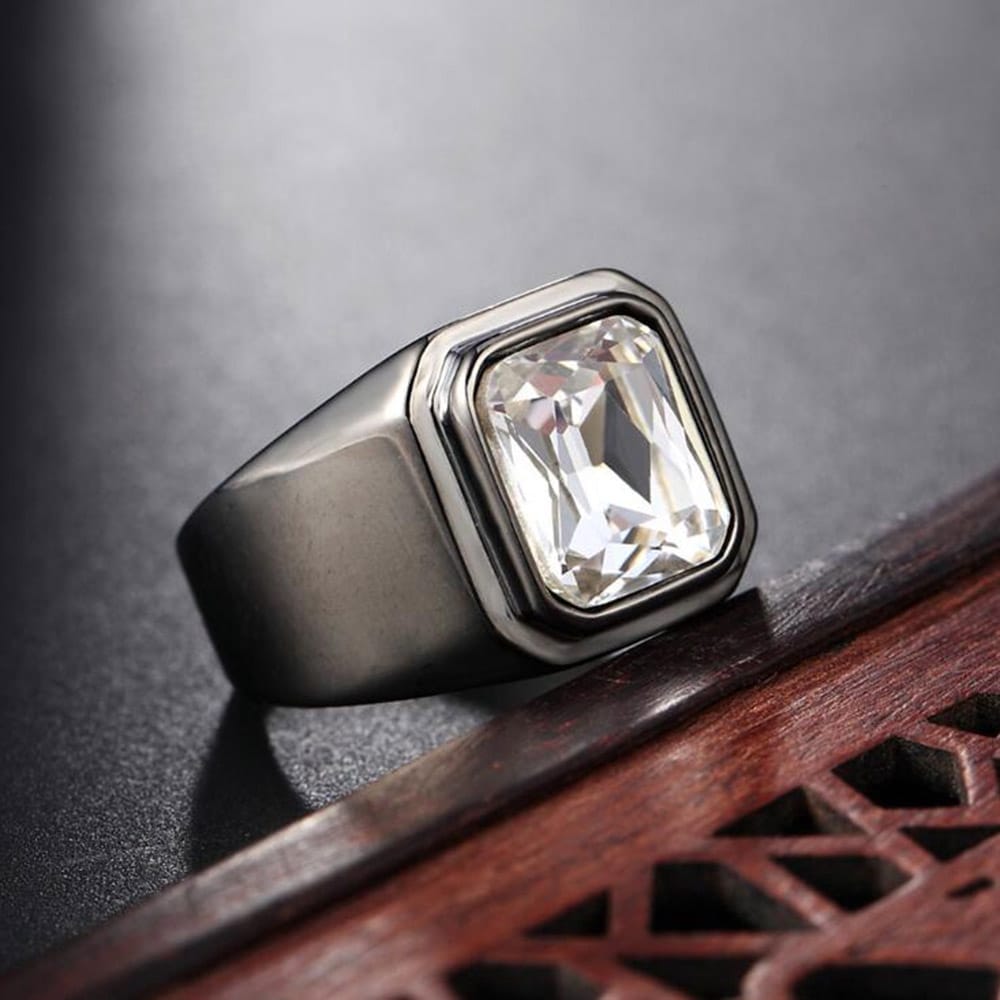 Cincin Pria Keren White Topaz Square Cut Ring Baja Titanium | Lazada ...