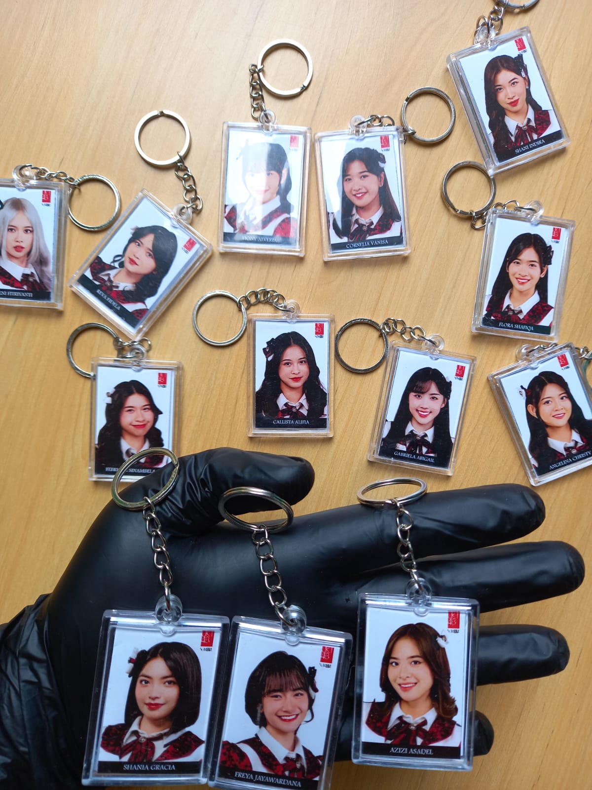 GANTUNGAN KUNCI JKT48 KABESHA NEW ERA ADEL. FREYA, MARSHA, ZEE, SHANI ...