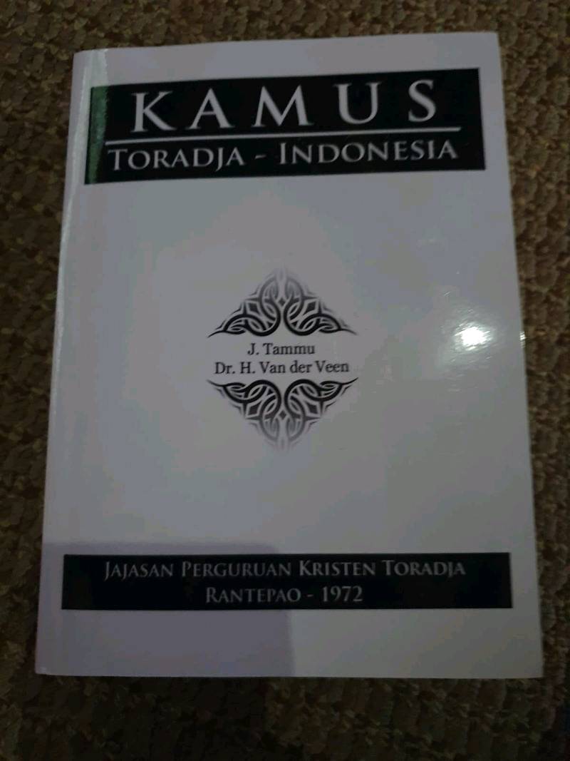 KAMUS BAHASA TORAJA-INDONESIA | Lazada Indonesia