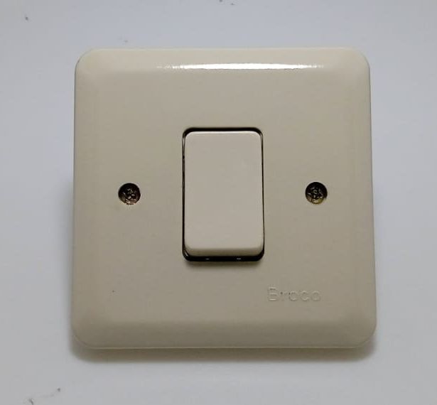 BROCO Saklar IB Stop Kontak Dan Saklar / Saklar Tanam Tembok / Saklar ...
