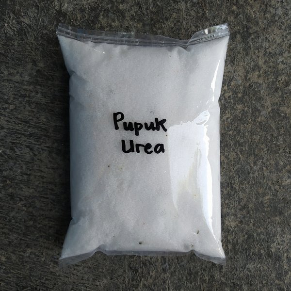 Pupuk Urea Putih 1kg Nitrea Kemasan 1kg Pupuk Penyubur Tanaman 100% ...
