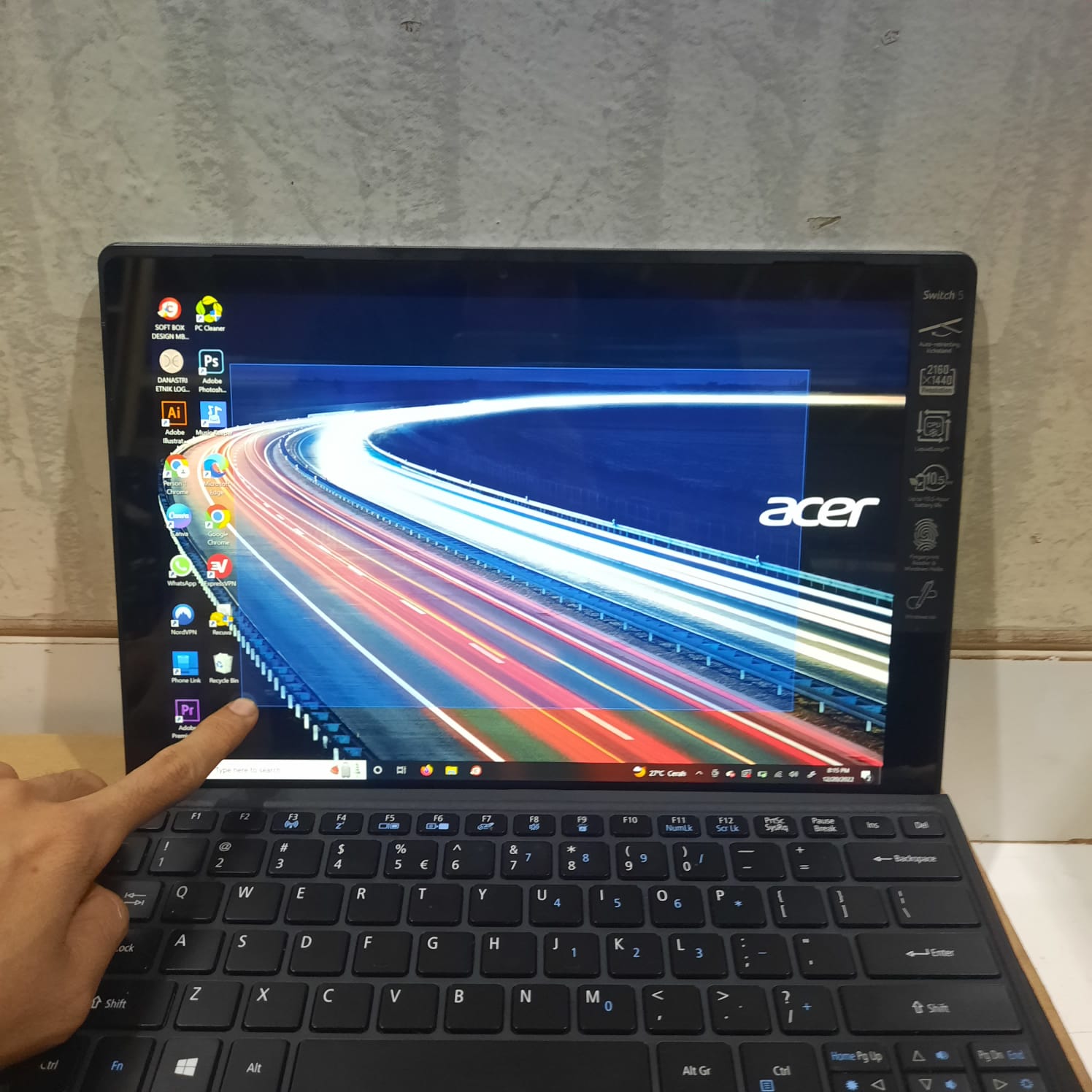 ACER SWITCH SW512-52, 2 In 1 Touchscreen Tablet, Bisa jadi Tablet ...