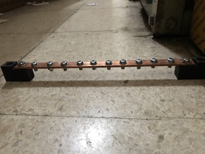 Busbar Support 12 Baut Nol Klem Arde 12 Baut Tembaga Grounding | Lazada ...