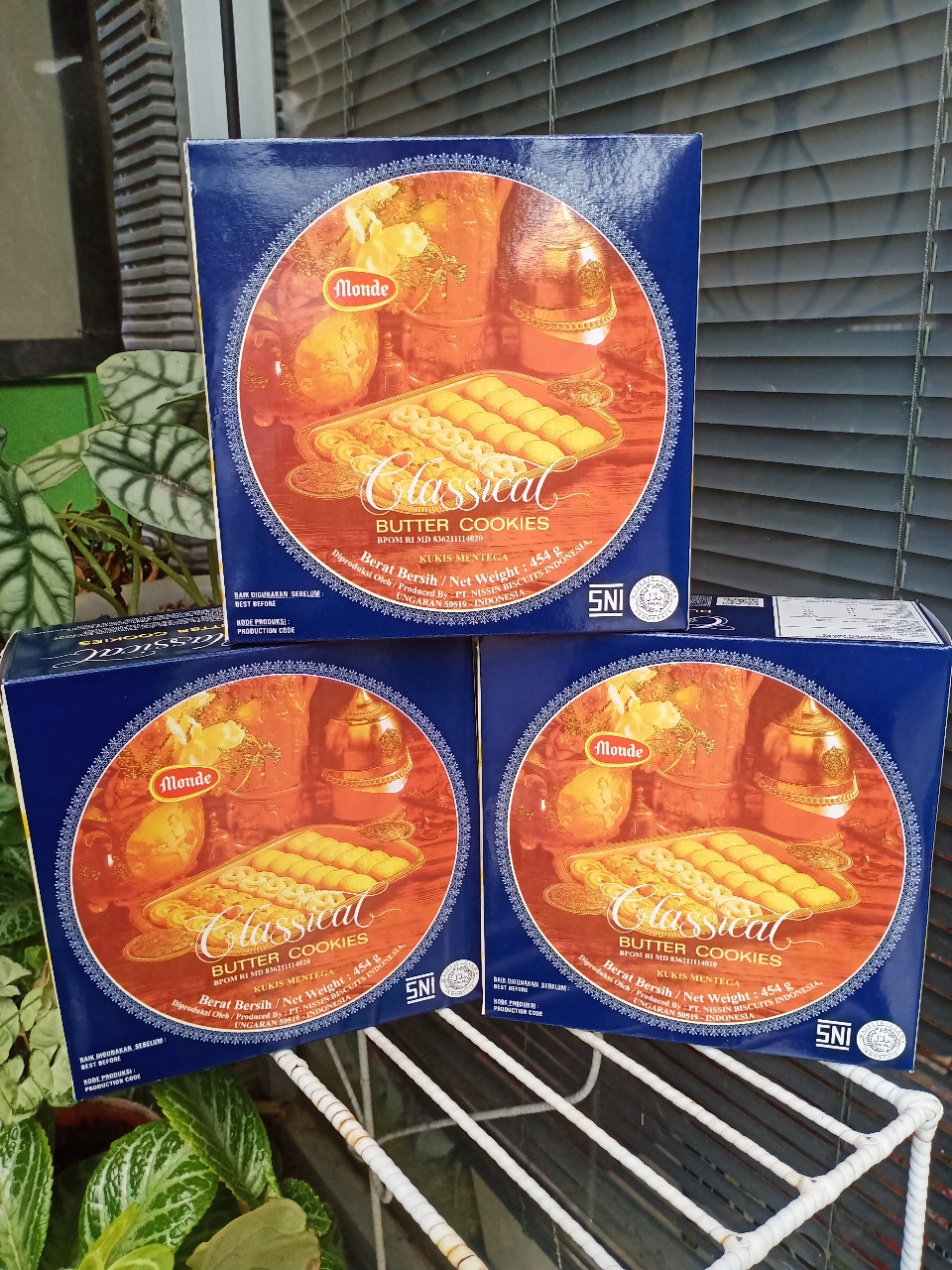 MONDE BUTTER COOKIES CLASSIC KALENG 454GR | Lazada Indonesia