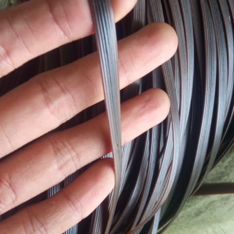 Tali rotan plastik sintetis bentuk pipi lasio garis per 230meter ...