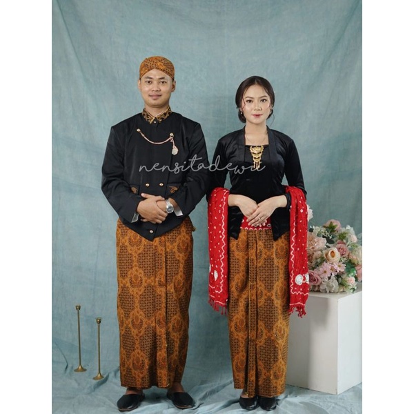 [1 Set, HT/SBD01C] Baju Prewedding Instan / Baju Adat Jawa - Solo, Nuansa Hitam | Lazada Indonesia