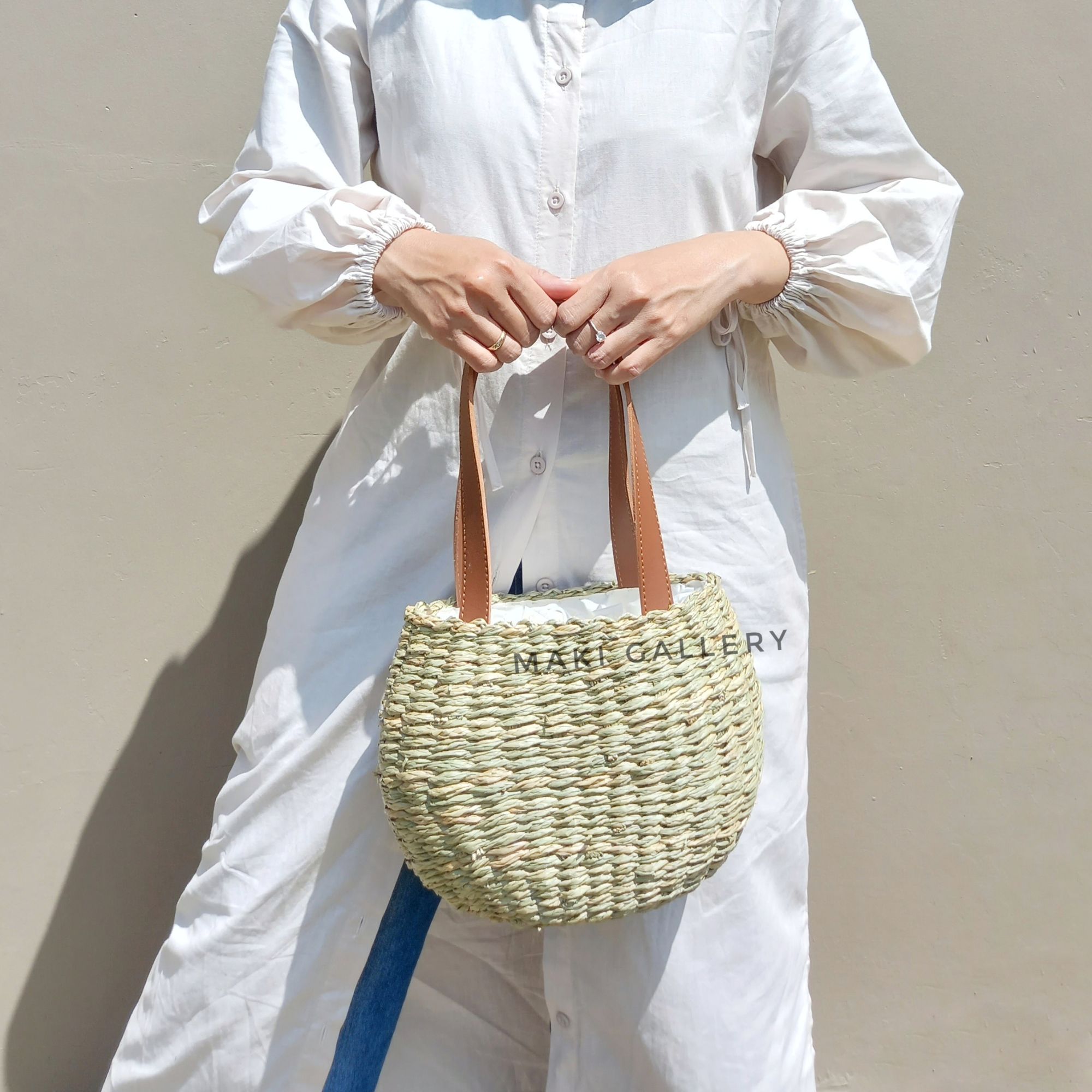 Tas Mendong Anyaman Pandan Kendi Etnik Wanita Alexandra Khas Bali ...