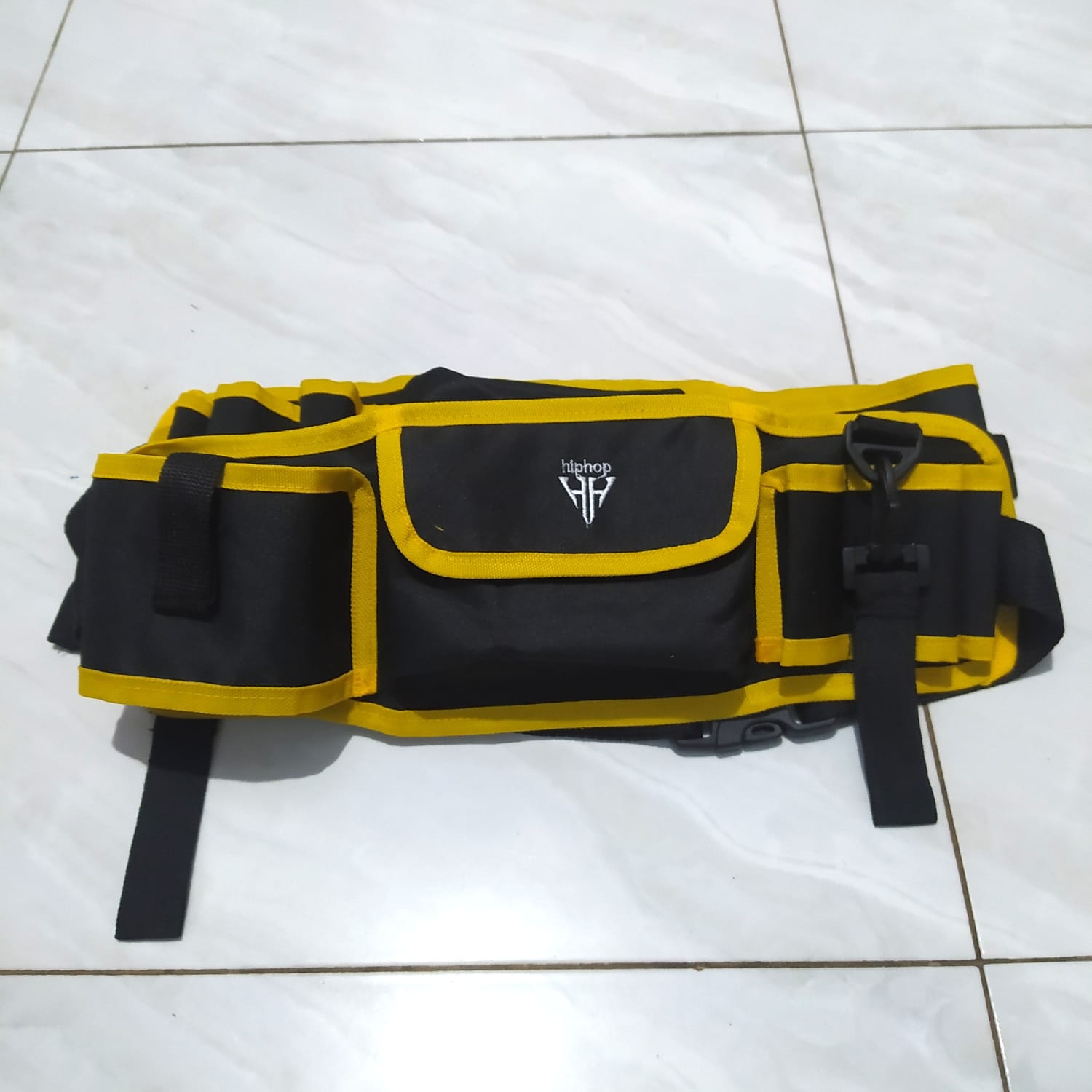 tas alat perkakas pertukangan pinggang pria mesin bagunan warna hijau ...