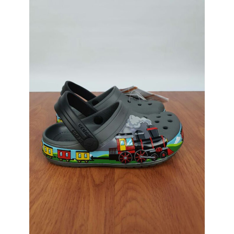 Crocs Fun Lab Clog Varian Karakter Boys GALATIC, TRAIN, EXCAVATOR ...