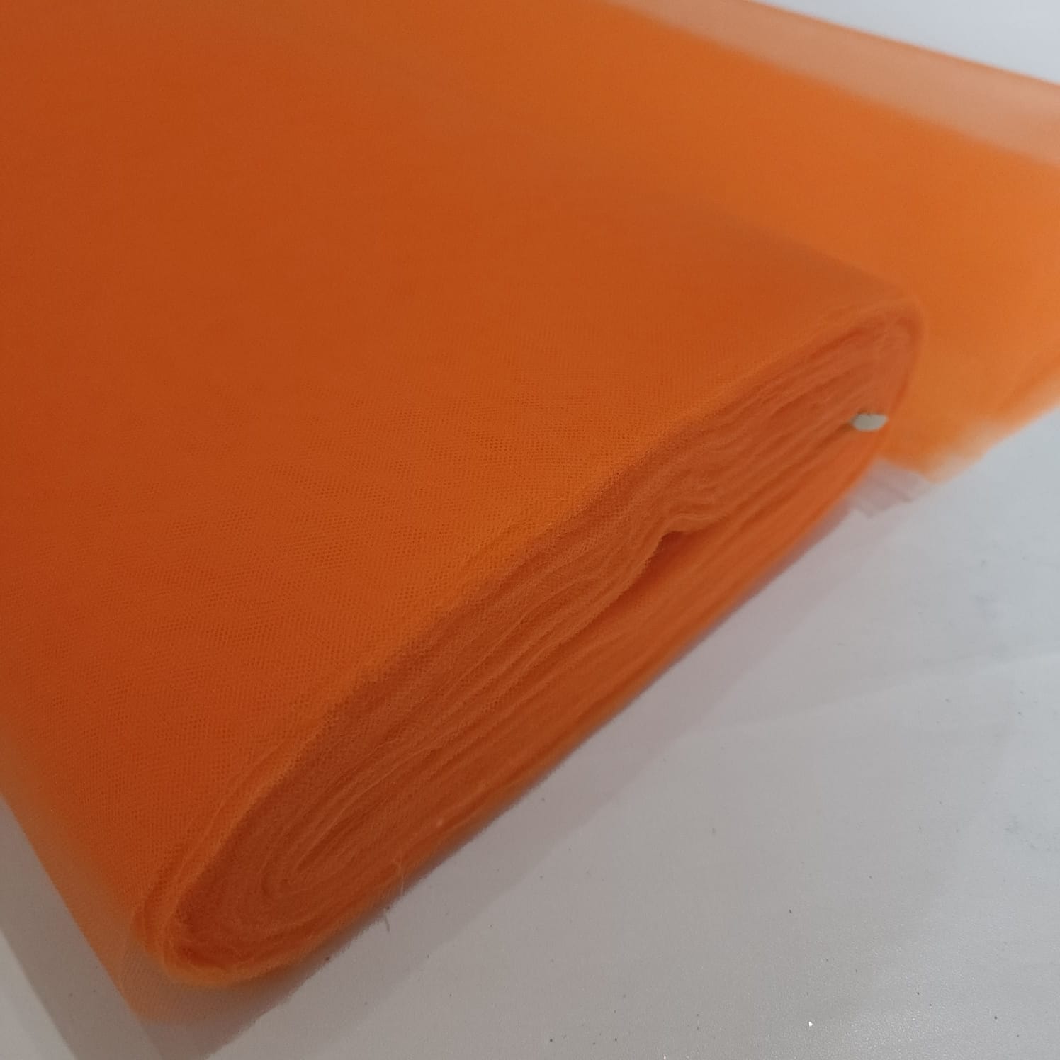 Kain Tulle Tile Tila Kaku Sedang Warna Orange di jual METERAN dan 0.5 ...