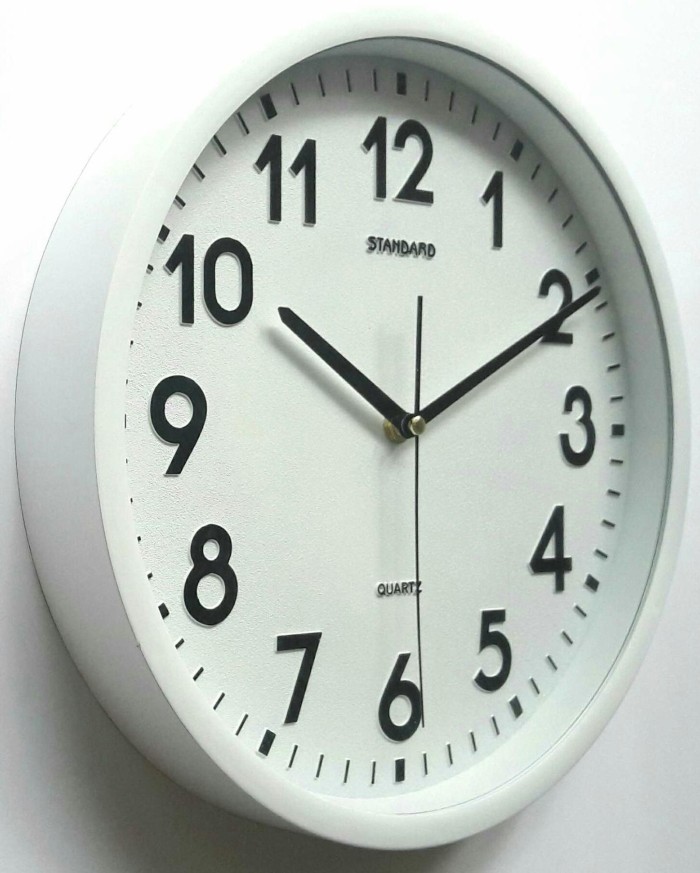 jam Dinding Tebal Angka Timbul Standard 30cm White | Lazada Indonesia