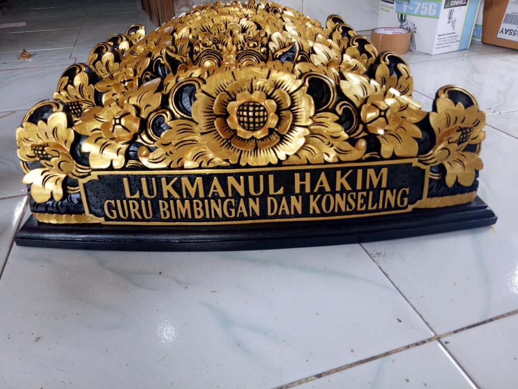 Papan Nama Meja name plate ukiran Barong Bunga bali finishing emas Full ...