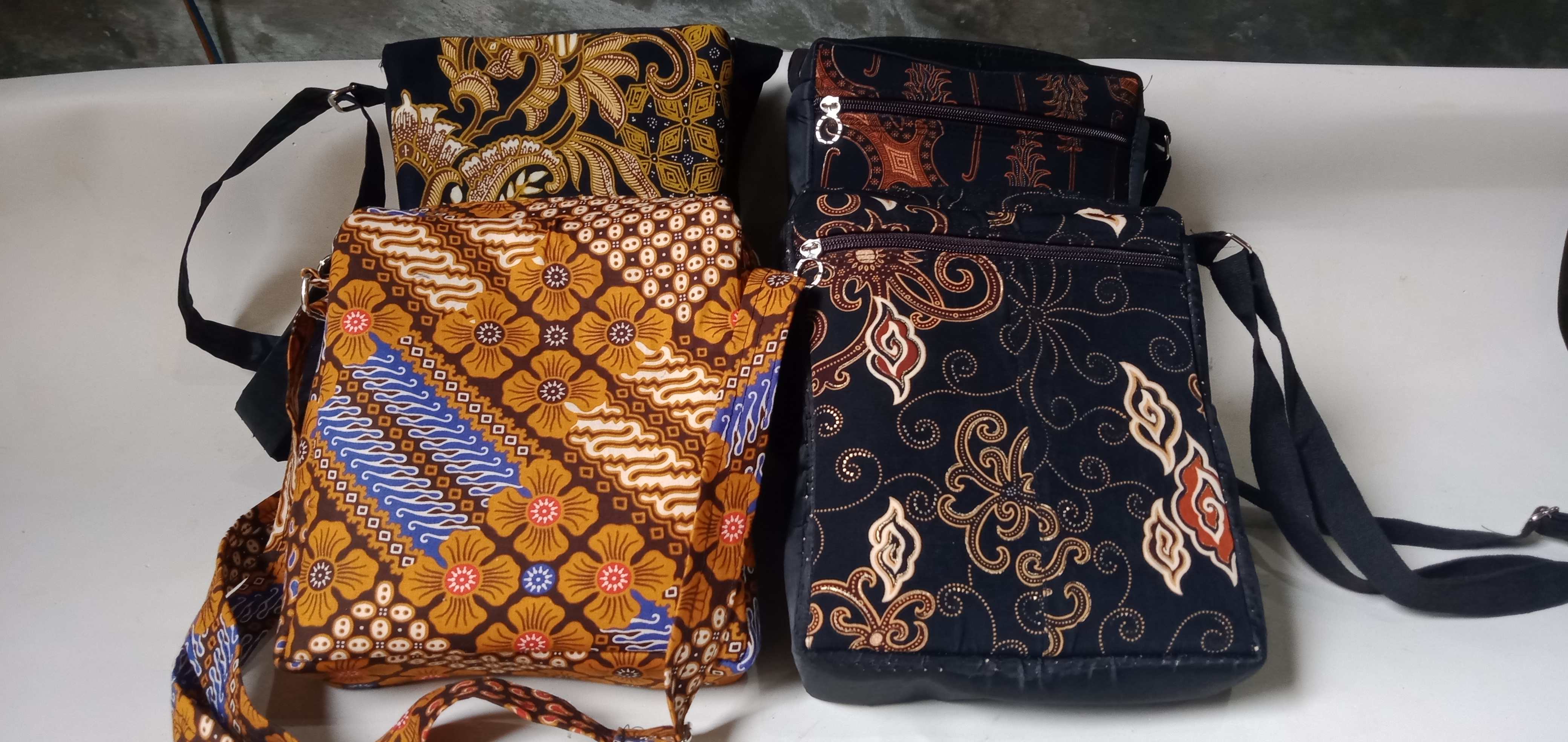 Khas Selempang Motif Batik Pria Wanita Khas Nusantara / Tas Batik Motif ...
