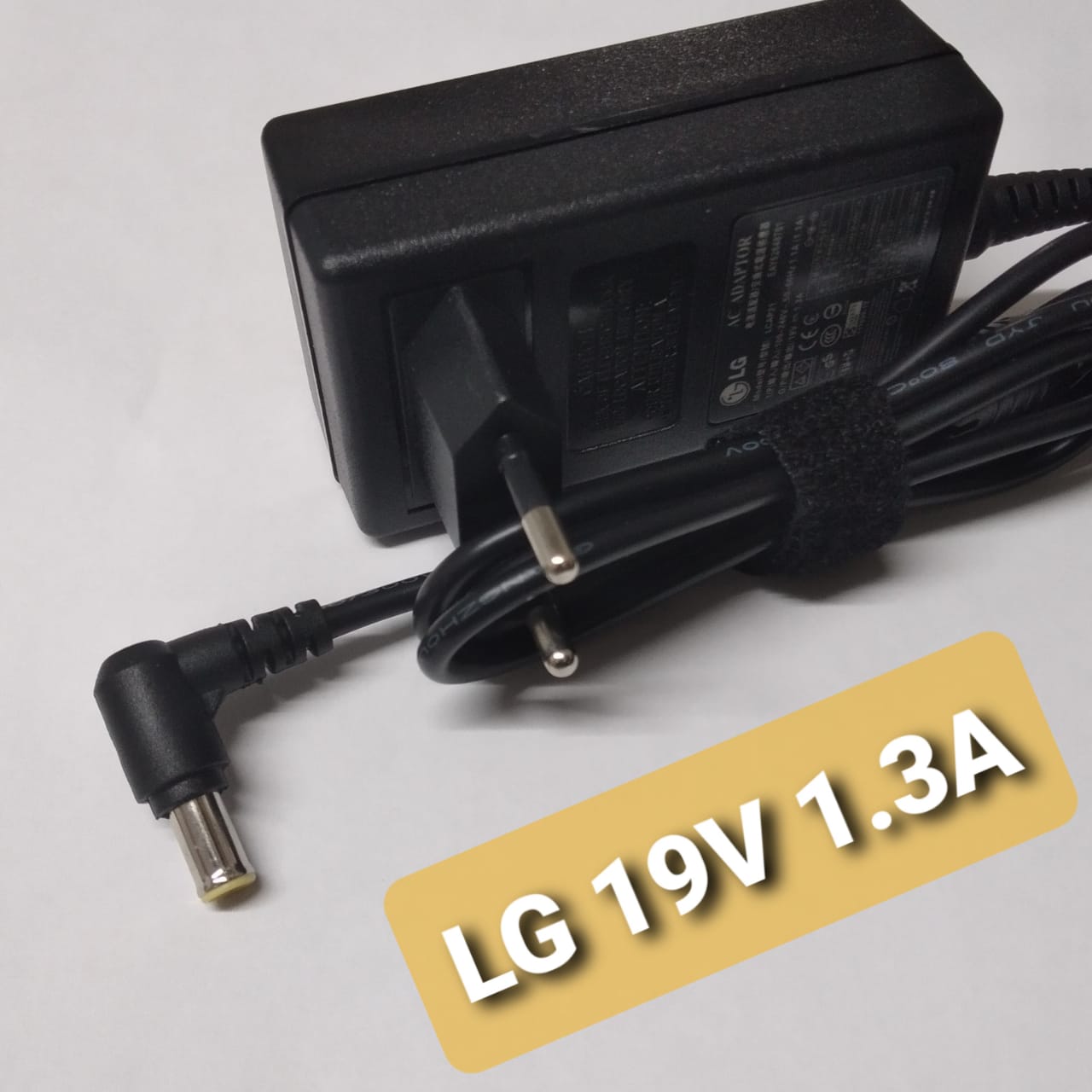 Adaptor LCD/LED TV Monitor LG 19V -1.3A | Lazada Indonesia