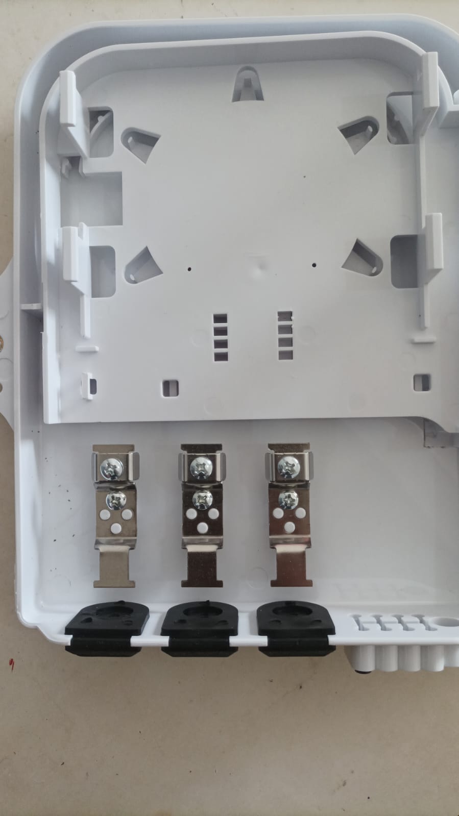 ODP 8-Core 8-Port Optical Distribution Point: High-Efficiency Splitter ...