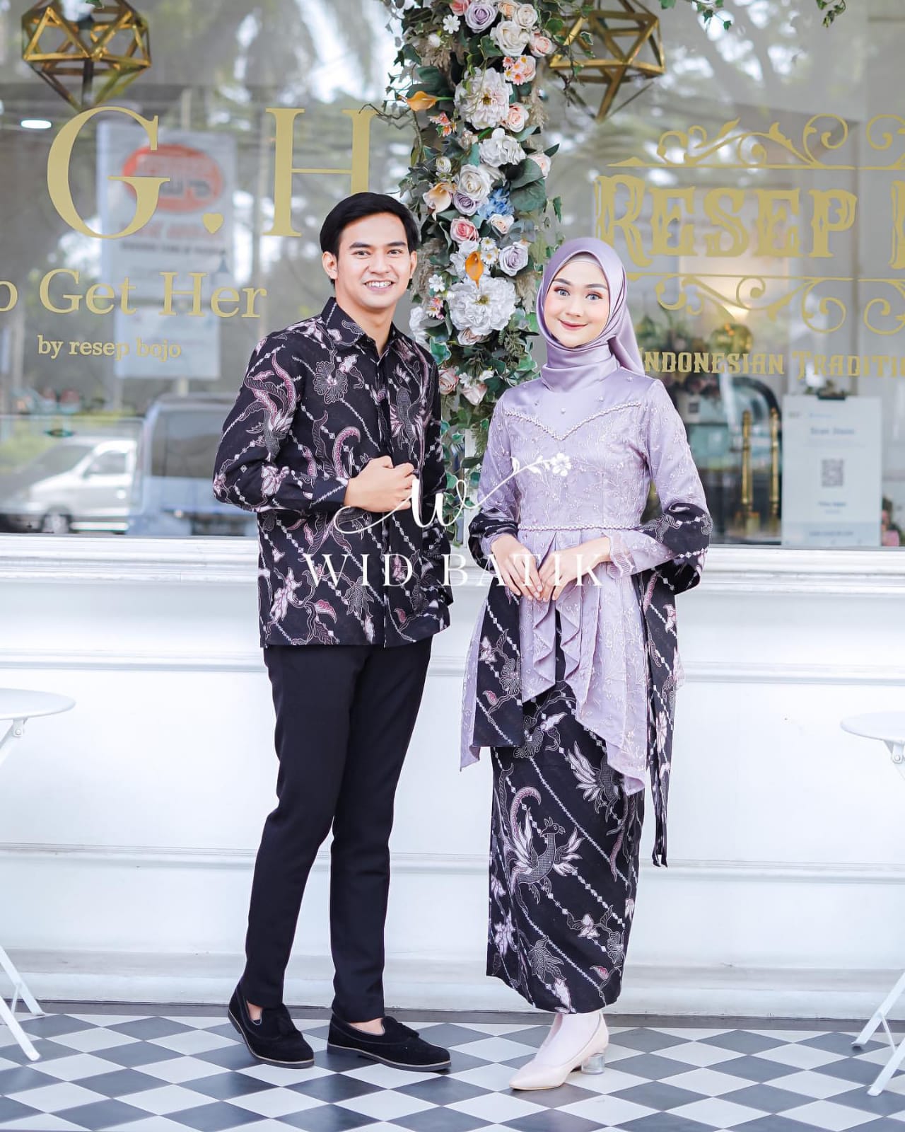 Batik Couple dan Kebaya Laffeya Mauve Lilac - Kebaya Engagement ...