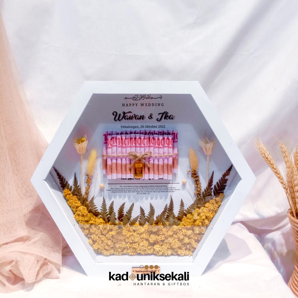 (1HARIJADI) Mahar Pernikahan Rustic Bingkai hexagonal 30CM Kado Pernikahan Custom Nama | Lazada ...