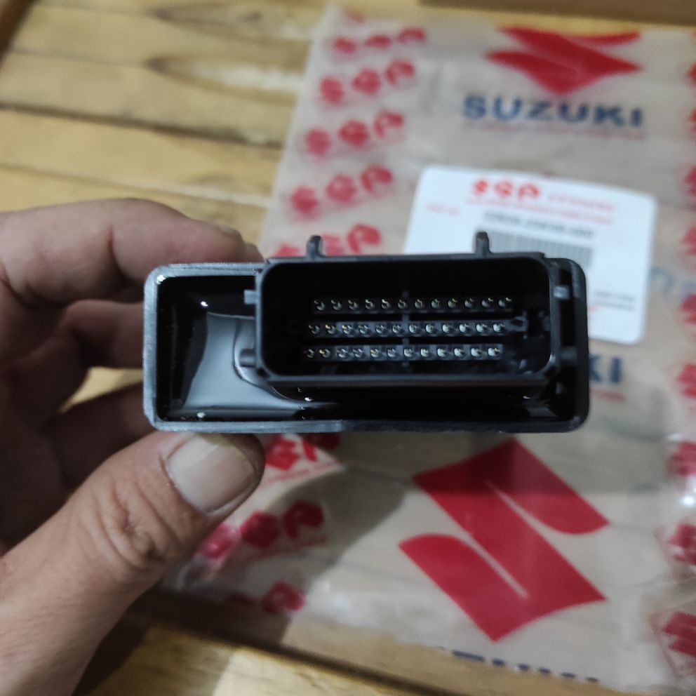 ECU ECM CDI engine control unit SUZUKI GSX150- GSX 150 R S ORIGINAL | Lazada Indonesia