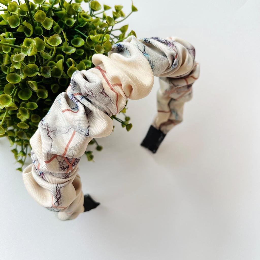 Bando scrunchie |Bando Awan motif ala korean style|Bando Scrunchie ...