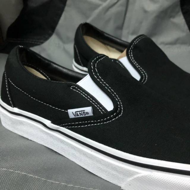 Vans Slip On Classic Black White Global Market Authentic Guarantee ...