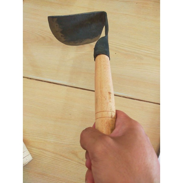 Cangkul Kecil Mini / KOREd RUMPUT - Model Samping Gagang Kayu Serbaguna ...