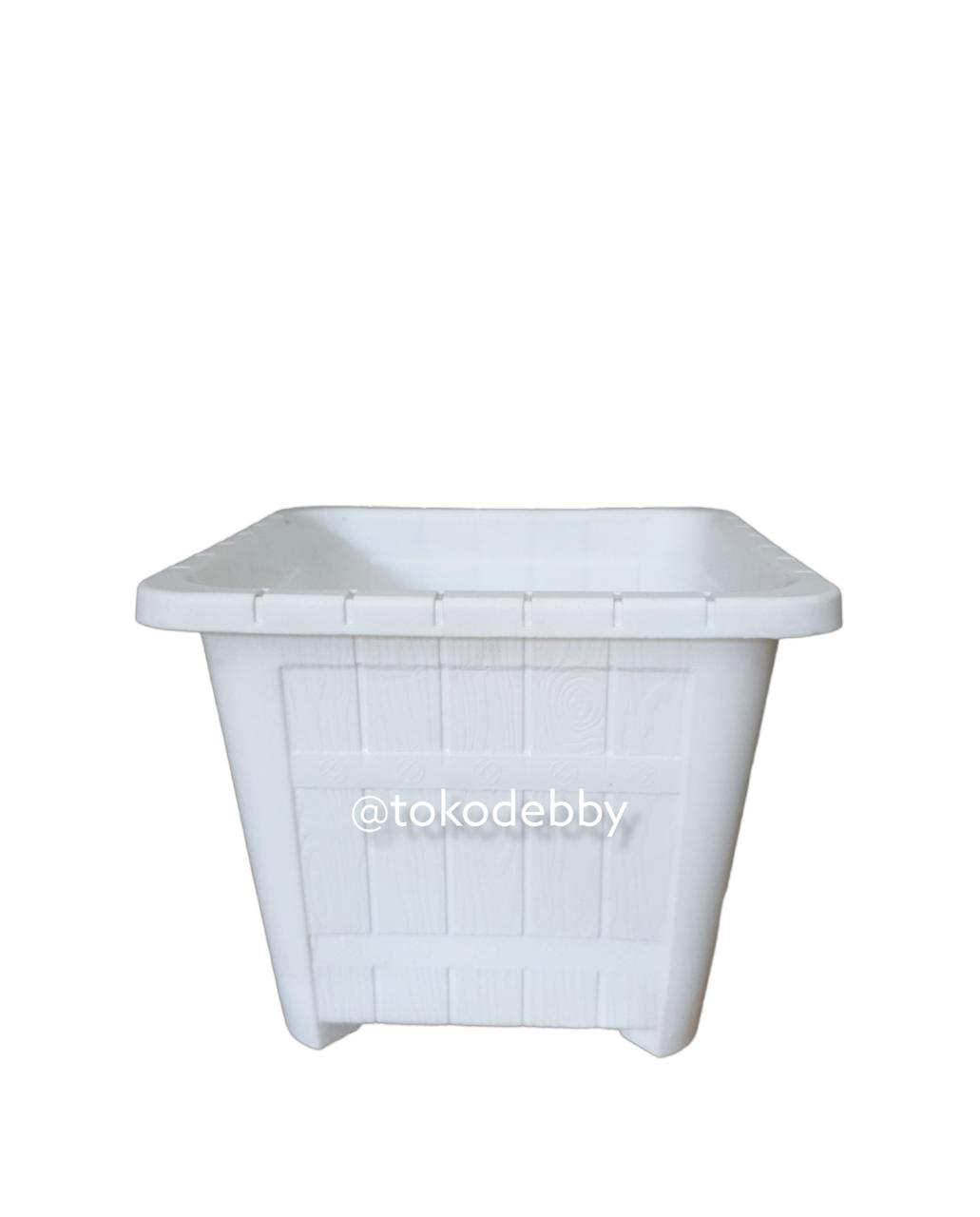 Pot Bunga Tanaman Gentong Lovenia Kotak 25 / Pot Gentong Kotak 25 ...