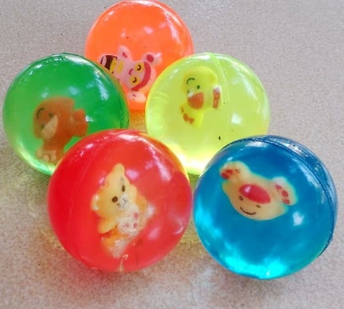 1 Bola bekel besar dan 6 pcs biji bekel emas- Mainan bekel- Maina jadul ...