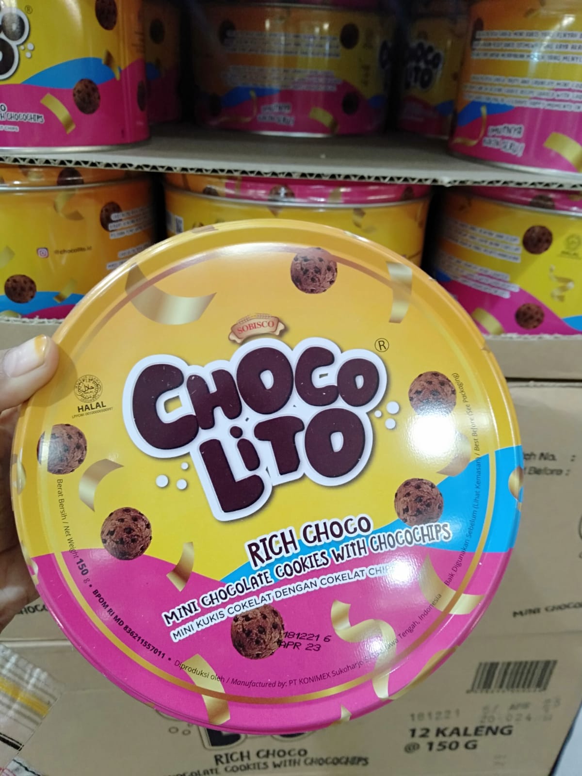 Snack cookies mini Chocolate chocolito biskuit chocochips kaleng (150gr ...