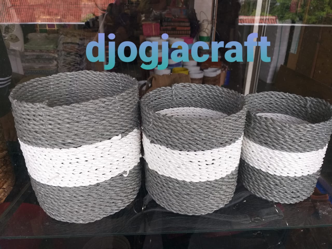 Djogja Craft Pot Anyaman Pandan Laut - Abu | Lazada Indonesia