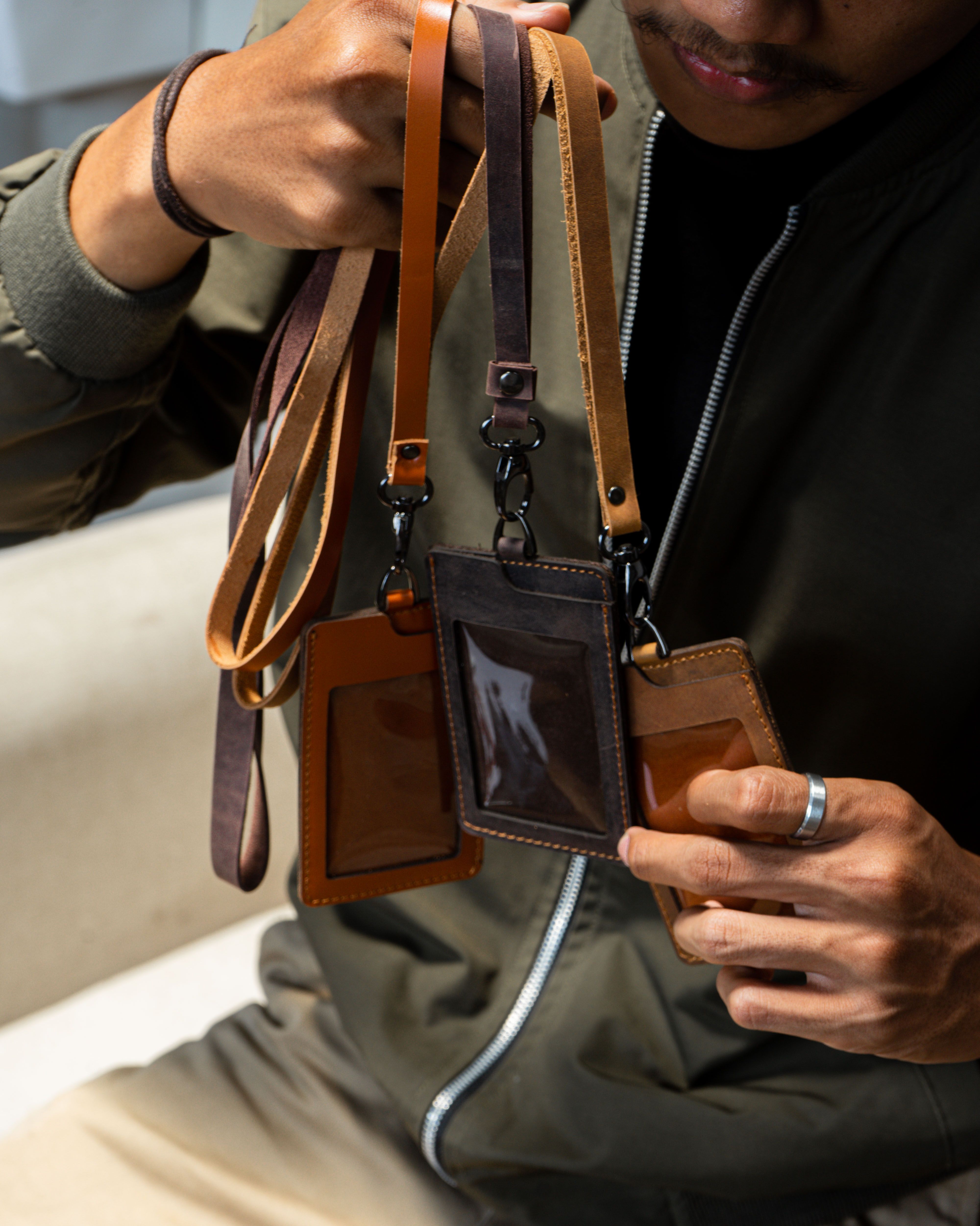 Reven Leather - ID Card Arca Landyard ID CARD HOLDER NAME TAG KULIT ...