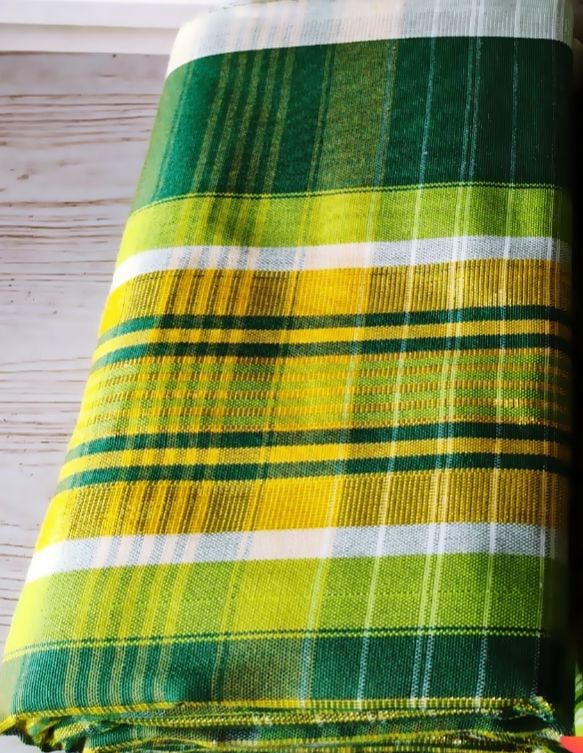 Sarung Adat Buton Hijau Pakai Benang Emas Sarung Untuk Laki-Laki dan ...