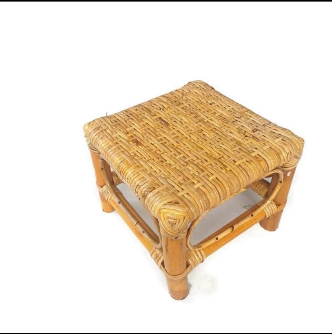 Kursi Rotan Mini / Bangku Dingklik Mini Berbahan Rotan Dengan Model ...