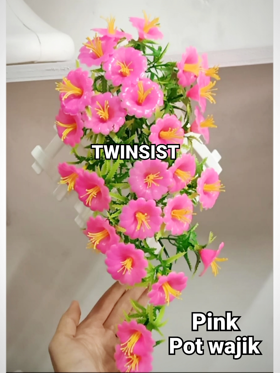 Bunga Rambat Terompet Gantung Plastik Artificial Palsu / Bunga Rambat ...