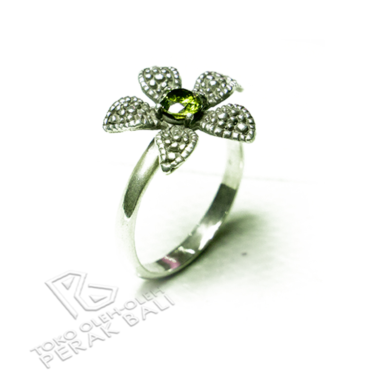 Cincin Perak Bali Silver Ring 925 Kembang Lima Mata Peridot | Lazada ...