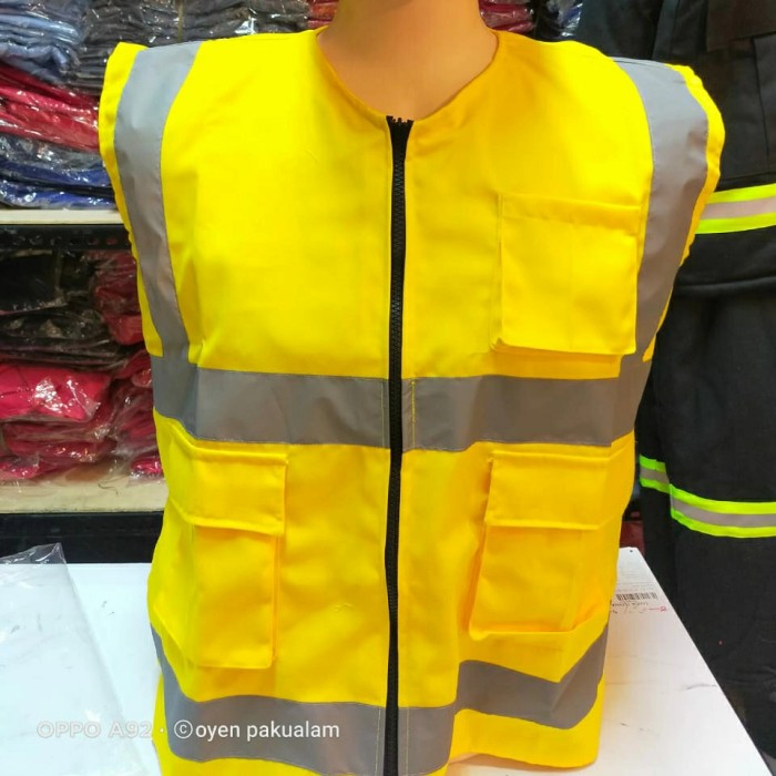 Rompi Safety merah/Rompi kerja proyek + logo k3 dan bendera | Lazada ...