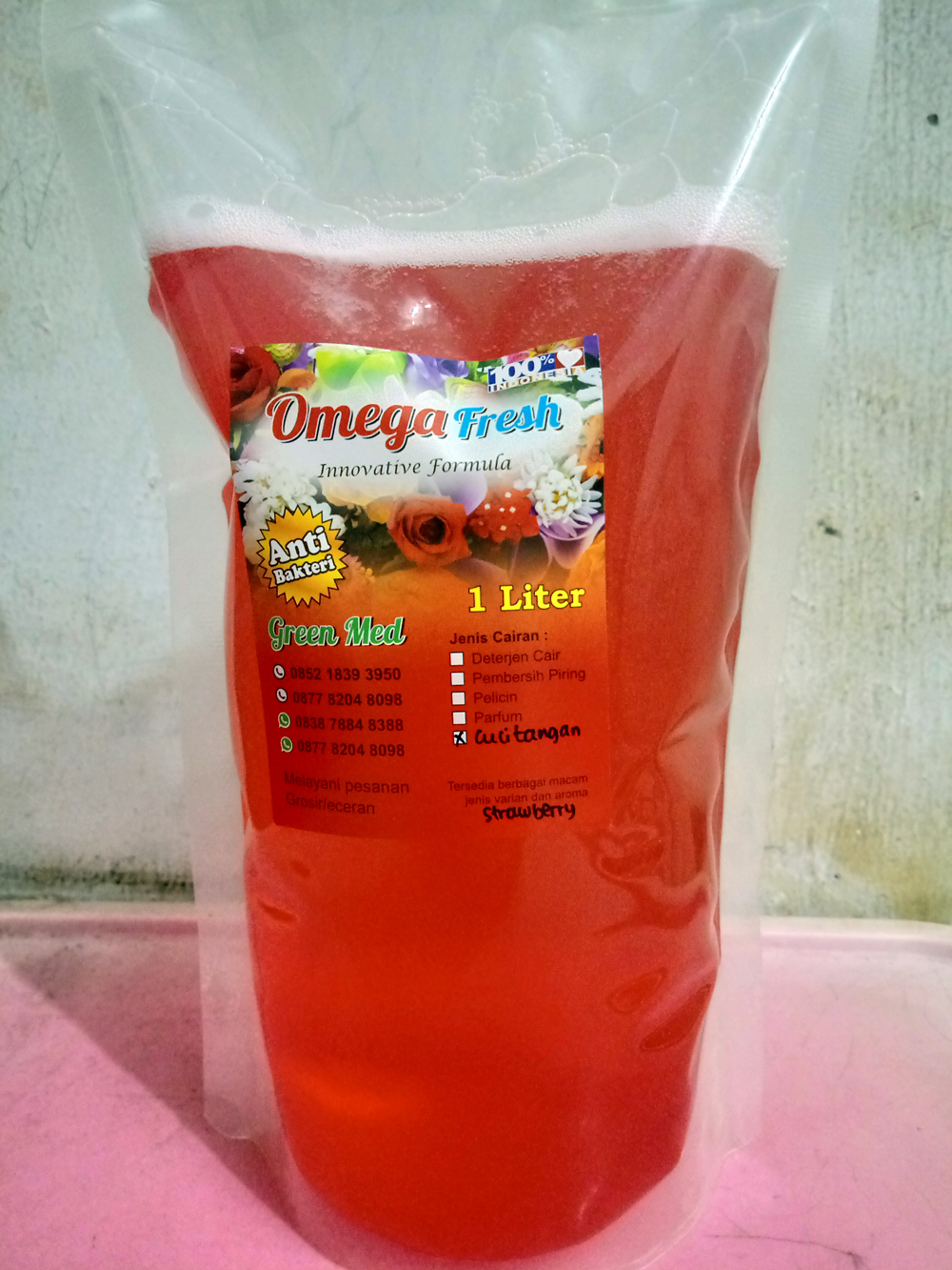 OMEGA FRESH Sabun Cuci Tangan STRAWBERRY 1 Liter | Lazada Indonesia