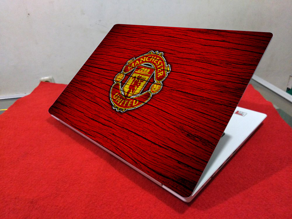 stiker laptop karakter Garskin Skin Laptop Setan Merah Semua Ukuran ...