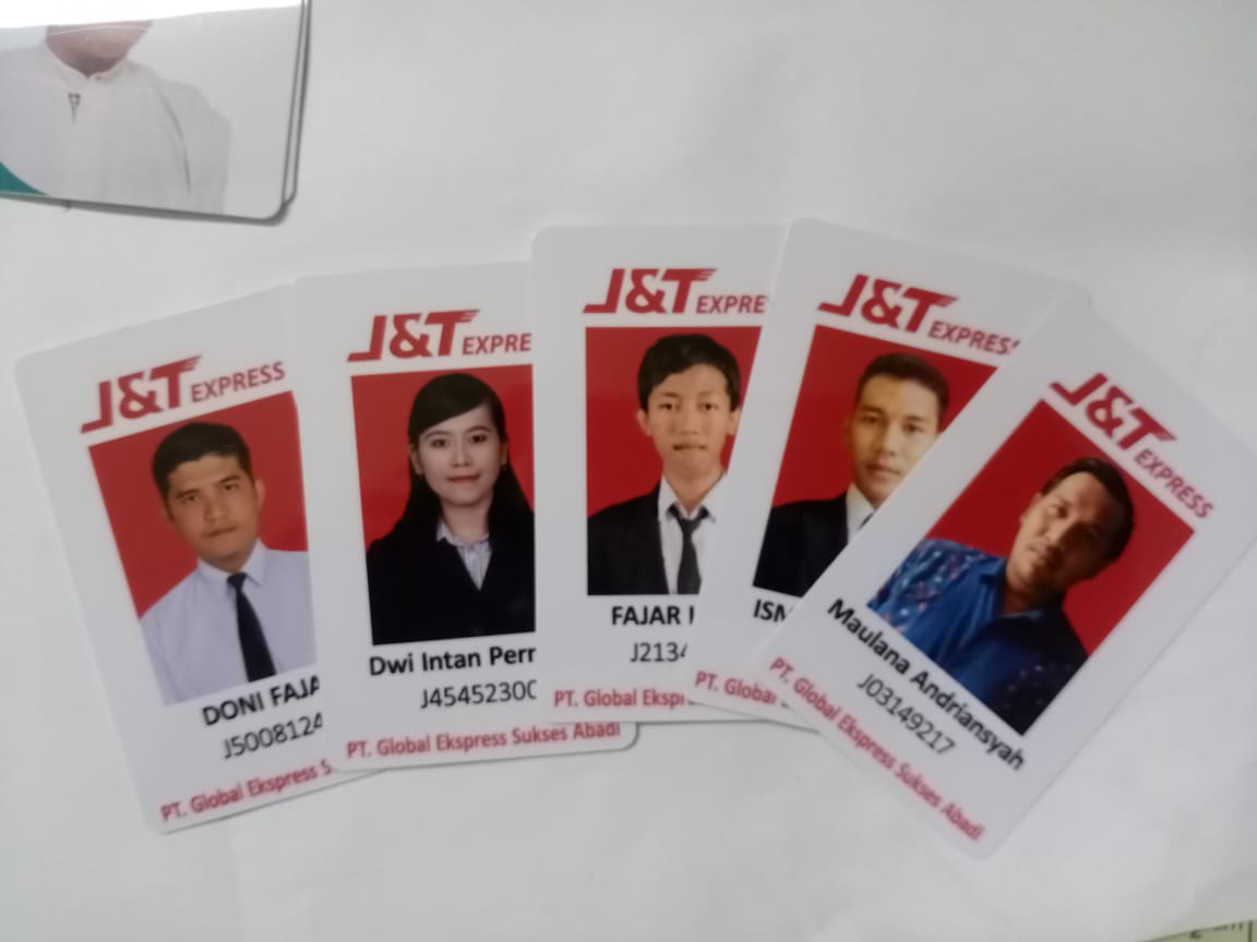 cetak Id card Karyawan PT ( isi 5 pcs ) | Lazada Indonesia
