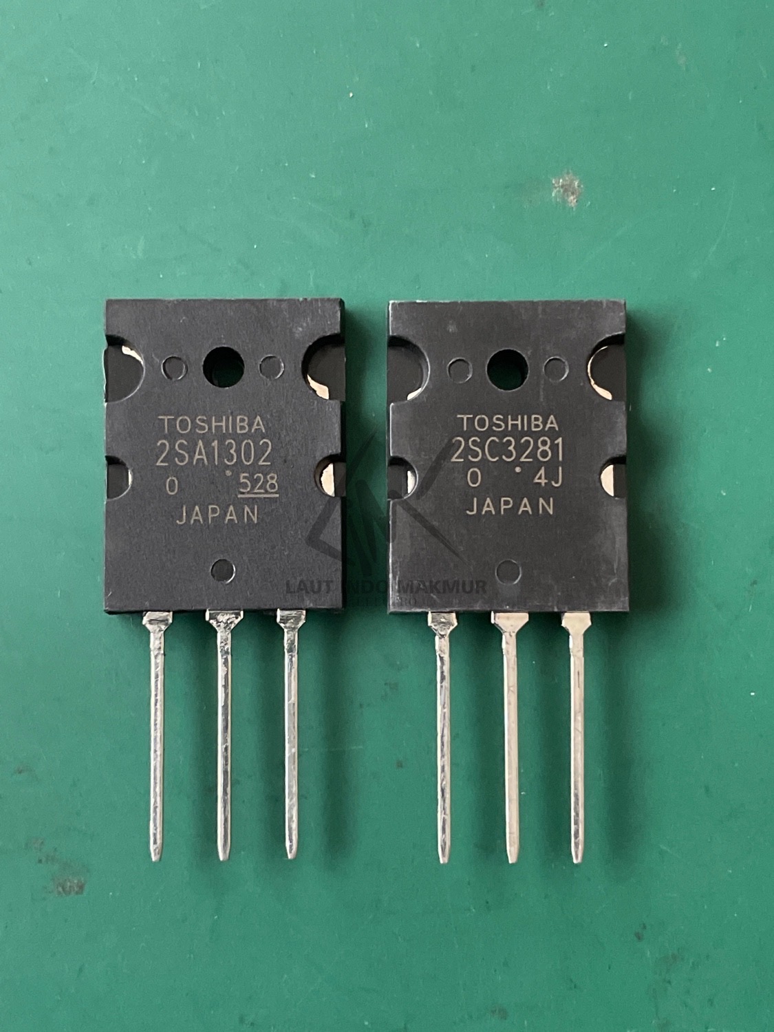 TRANSISTOR A1302 C3281 TOSHIBA (1 SET) MURAH 2SA1302 2SC3281 A 1302 C ...